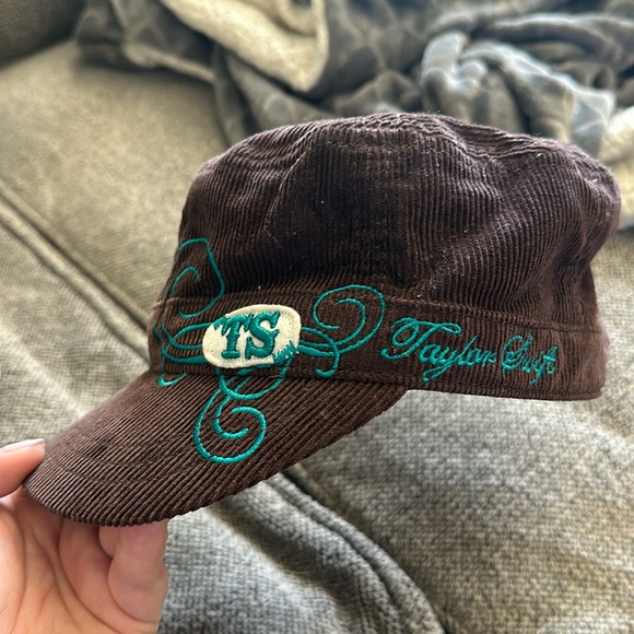 Taylor Swift | Accessories | Rare Authentic Taylor Swift Hat Fearless ...